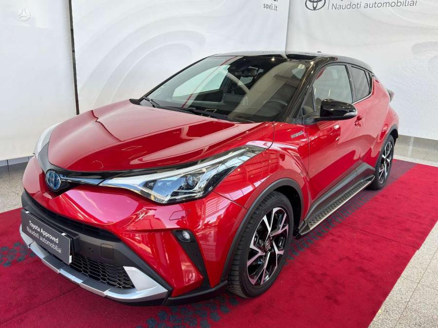Red Toyota C-HR 2020 in Siauliai, with an engine capacity of 1.99 L and mileage of 40 thousand km for 21900 €, photo 1 on AUTOMOTO.COM.LV