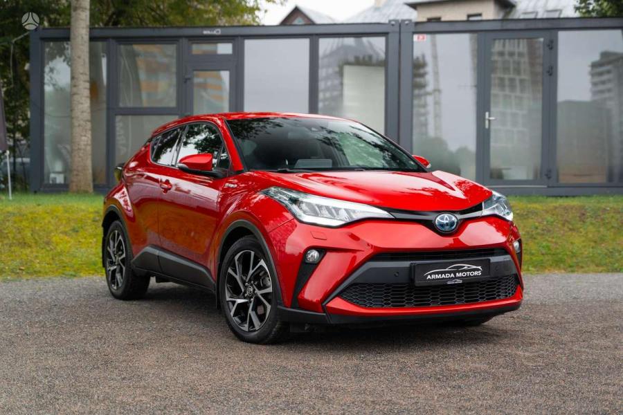 Красный Тойота C-HR 2020 в Вильнюс, объемом двигателя 1.80 л и пробегом 82 тыс. км за 20500 €, фото 1 на AUTOMOTO.COM.LV