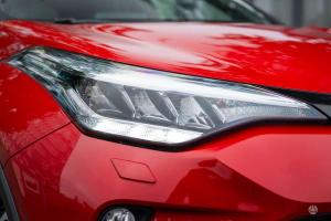 Красный Тойота C-HR 2020 в Вильнюс, объемом двигателя 1.80 л и пробегом 82 тыс. км за 20500 €, фото 4 на AUTOMOTO.COM.LV