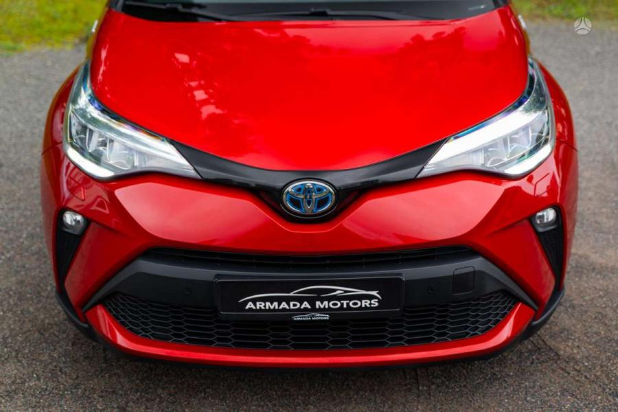 Красный Тойота C-HR 2020 в Вильнюс, объемом двигателя 1.80 л и пробегом 82 тыс. км за 20500 €, фото 6 на AUTOMOTO.COM.LV