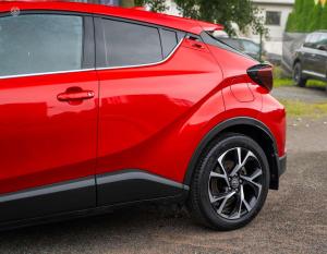 Красный Тойота C-HR 2020 в Вильнюс, объемом двигателя 1.80 л и пробегом 82 тыс. км за 20500 €, фото 14 на AUTOMOTO.COM.LV