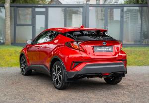 Красный Тойота C-HR 2020 в Вильнюс, объемом двигателя 1.80 л и пробегом 82 тыс. км за 20500 €, фото 15 на AUTOMOTO.COM.LV