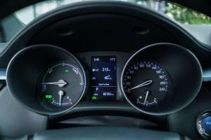 Красный Тойота C-HR 2020 в Вильнюс, объемом двигателя 1.80 л и пробегом 82 тыс. км за 20500 €, фото 29 на AUTOMOTO.COM.LV