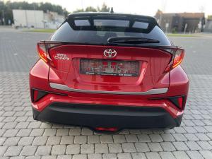 Red Toyota C-HR 2020 in Raseiniai, with an engine capacity of 1.20 L and mileage of 36 thousand km for 16300 €, photo 4 on AUTOMOTO.COM.LV