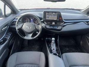 Red Toyota C-HR 2020 in Raseiniai, with an engine capacity of 1.20 L and mileage of 36 thousand km for 16300 €, photo 16 on AUTOMOTO.COM.LV