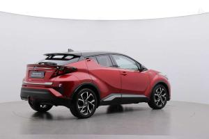 Red Toyota C-HR 2021 in Vilnius, with an engine capacity of 1.80 L and mileage of 97 thousand km for 22600 €, photo 3 on AUTOMOTO.COM.LV