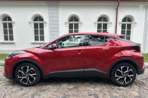 Красный Тойота C-HR 2021 в Каунас, объемом двигателя 1.20 л и пробегом 100 тыс. км за 19990 €, фото 6 на AUTOMOTO.COM.LV