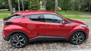 Красный Тойота C-HR 2021 в Каунас, объемом двигателя 1.20 л и пробегом 100 тыс. км за 19990 €, фото 7 на AUTOMOTO.COM.LV