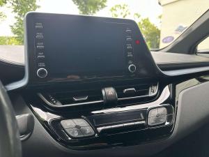 Красный Тойота C-HR 2021 в Каунас, объемом двигателя 1.20 л и пробегом 100 тыс. км за 19990 €, фото 24 на AUTOMOTO.COM.LV