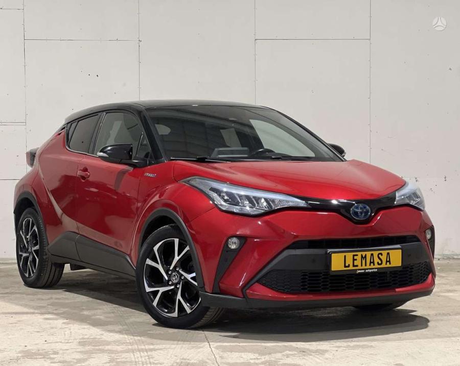 Красный Тойота C-HR 2021 в Клайпеда, объемом двигателя 1.80 л и пробегом 173 тыс. км за 17999 €, фото 15 на AUTOMOTO.COM.LV