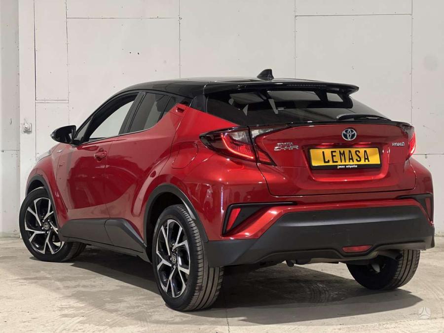 Красный Тойота C-HR 2021 в Клайпеда, объемом двигателя 1.80 л и пробегом 173 тыс. км за 17999 €, фото 32 на AUTOMOTO.COM.LV