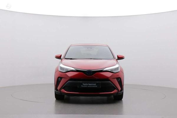 Красный Тойота C-HR 2021 в Вильнюс, объемом двигателя 1.80 л и пробегом 75 тыс. км за 23900 €, фото 6 на AUTOMOTO.COM.LV
