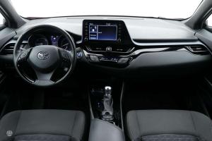Red Toyota C-HR 2021 in Vilnius, with an engine capacity of 1.80 L and mileage of 75 thousand km for 23900 €, photo 8 on AUTOMOTO.COM.LV
