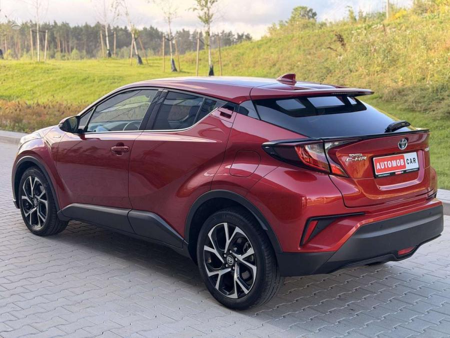 Sarkans Toyota C-HR 2021 Viļņa, ar dzinēja tilpumu 1.80 L un nobraukumu 108 tūkst. km par 22800 €, foto 10 vietnē AUTOMOTO.COM.LV