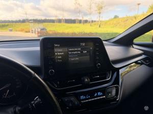 Sarkans Toyota C-HR 2021 Viļņa, ar dzinēja tilpumu 1.80 L un nobraukumu 108 tūkst. km par 22800 €, foto 32 vietnē AUTOMOTO.COM.LV