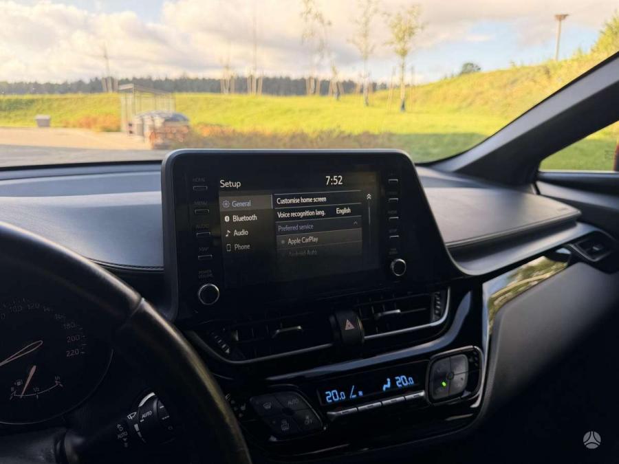 Sarkans Toyota C-HR 2021 Viļņa, ar dzinēja tilpumu 1.80 L un nobraukumu 108 tūkst. km par 22800 €, foto 32 vietnē AUTOMOTO.COM.LV