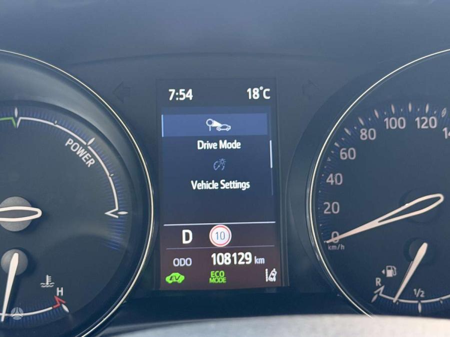 Sarkans Toyota C-HR 2021 Viļņa, ar dzinēja tilpumu 1.80 L un nobraukumu 108 tūkst. km par 22800 €, foto 41 vietnē AUTOMOTO.COM.LV
