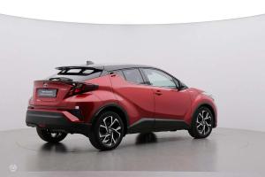 Red Toyota C-HR 2021 in Vilnius, with an engine capacity of 1.80 L and mileage of 130 thousand km for 24900 €, photo 4 on AUTOMOTO.COM.LV