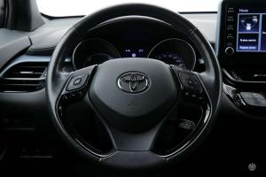 Red Toyota C-HR 2021 in Vilnius, with an engine capacity of 1.80 L and mileage of 130 thousand km for 24900 €, photo 14 on AUTOMOTO.COM.LV