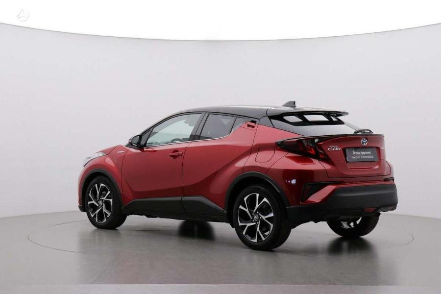 Red Toyota C-HR 2021 in Vilnius, with an engine capacity of 1.80 L and mileage of 130 thousand km for 24900 €, photo 19 on AUTOMOTO.COM.LV
