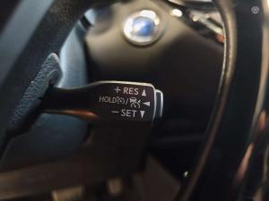 Red Toyota C-HR 2021 in Kaunas, with an engine capacity of 1.98 L and mileage of 134 thousand km for 20900 €, photo 17 on AUTOMOTO.COM.LV