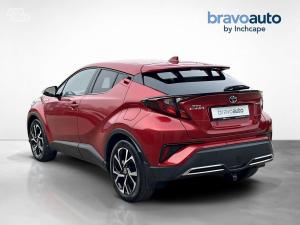 Red Toyota C-HR 2021 in Kaunas, with an engine capacity of 2.00 L and mileage of 108 thousand km for 22771 €, photo 4 on AUTOMOTO.COM.LV
