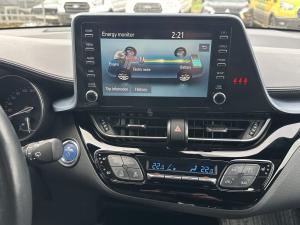 Red Toyota C-HR 2021 in Kaunas, with an engine capacity of 2.00 L and mileage of 108 thousand km for 22771 €, photo 15 on AUTOMOTO.COM.LV