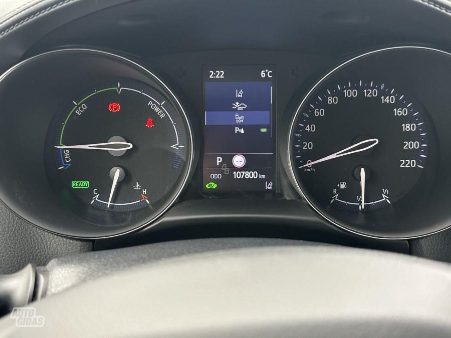 Red Toyota C-HR 2021 in Kaunas, with an engine capacity of 2.00 L and mileage of 108 thousand km for 22771 €, photo 17 on AUTOMOTO.COM.LV