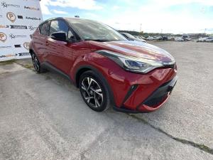 Red Toyota C-HR 2022 in Vilnius, with an engine capacity of 1.99 L and mileage of 64 thousand km for 24250 €, photo 5 on AUTOMOTO.COM.LV