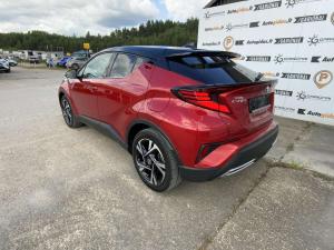Red Toyota C-HR 2022 in Vilnius, with an engine capacity of 1.99 L and mileage of 64 thousand km for 24250 €, photo 11 on AUTOMOTO.COM.LV