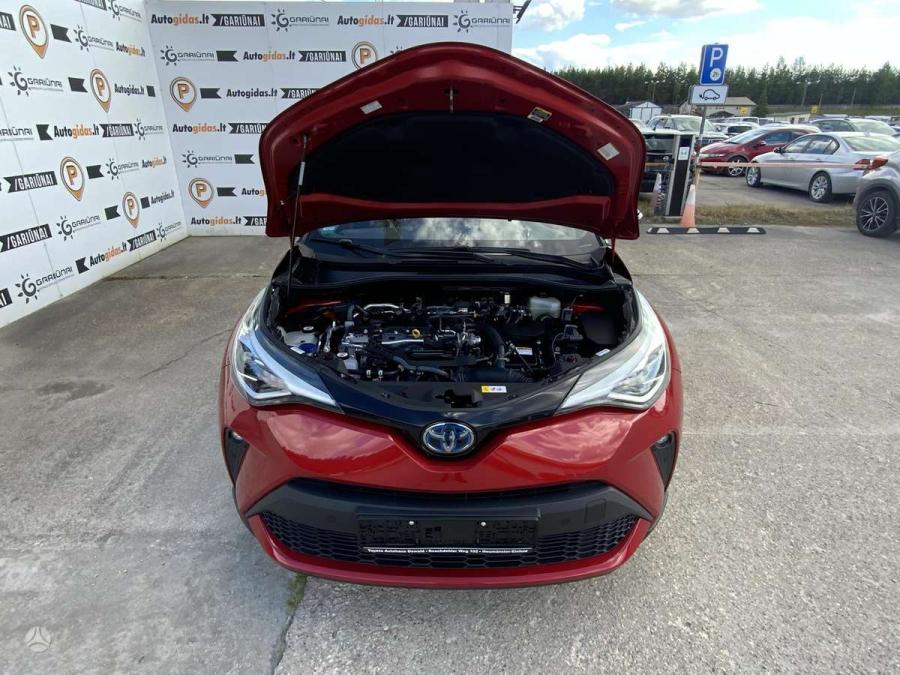 Red Toyota C-HR 2022 in Vilnius, with an engine capacity of 1.99 L and mileage of 64 thousand km for 24250 €, photo 28 on AUTOMOTO.COM.LV