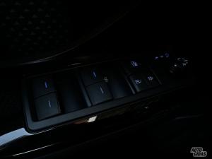 Красный Тойота C-HR 2022 в Авиженяй, объемом двигателя 1.80 л и пробегом 61 тыс. км за 23250 €, фото 23 на AUTOMOTO.COM.LV