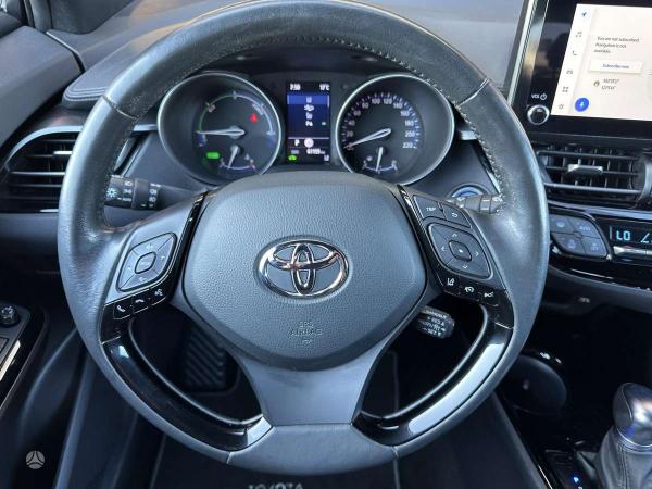 Sarkans Toyota C-HR 2022 Viļņa, ar dzinēja tilpumu 1.80 L un nobraukumu 61 tūkst. km par 23250 €, foto 6 vietnē AUTOMOTO.COM.LV