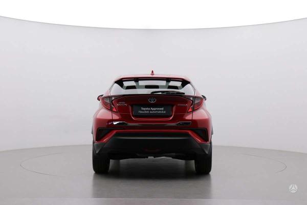 Sarkans Toyota C-HR 2022 Viļņa, ar dzinēja tilpumu 1.80 L un nobraukumu 76 tūkst. km par 23900 €, foto 5 vietnē AUTOMOTO.COM.LV