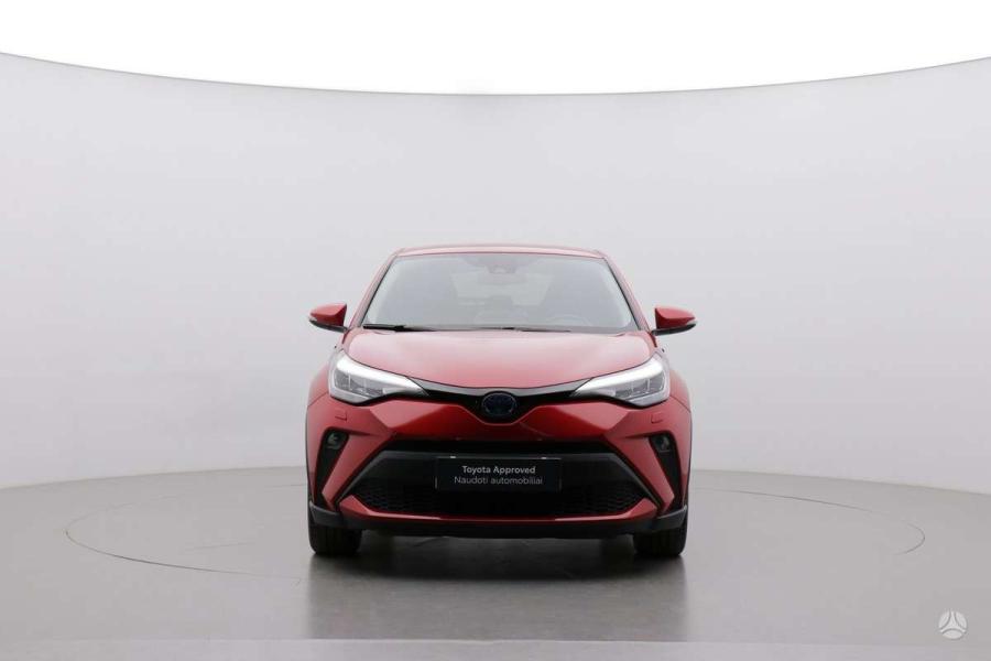 Красный Тойота C-HR 2022 в Вильнюс, объемом двигателя 1.80 л и пробегом 76 тыс. км за 23900 €, фото 7 на AUTOMOTO.COM.LV