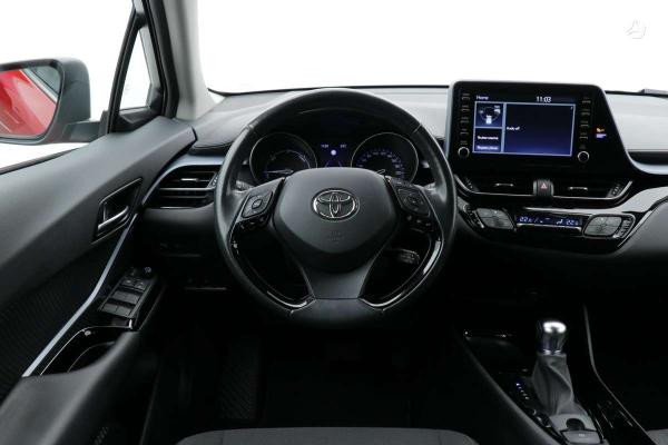 Sarkans Toyota C-HR 2022 Viļņa, ar dzinēja tilpumu 1.80 L un nobraukumu 76 tūkst. km par 23900 €, foto 8 vietnē AUTOMOTO.COM.LV