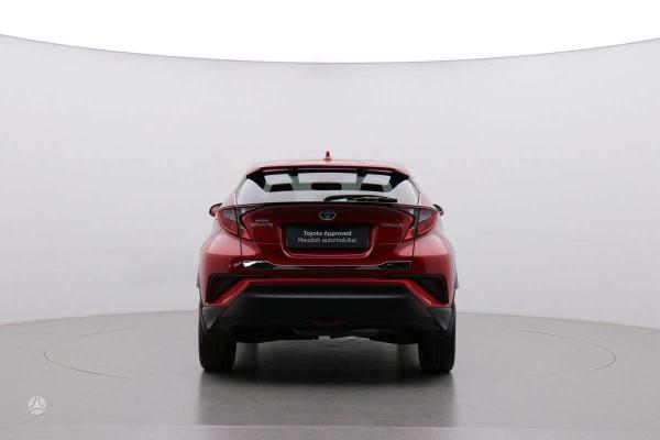 Красный Тойота C-HR 2022 в Вильнюс, объемом двигателя 1.80 л и пробегом 76 тыс. км за 23900 €, фото 6 на AUTOMOTO.COM.LV