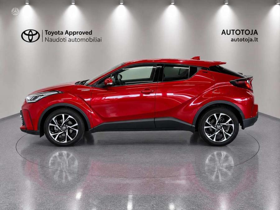 Sarkans Toyota C-HR 2022 Kauņa, ar dzinēja tilpumu 1.80 L un nobraukumu 49 tūkst. km par 23500 €, foto 4 vietnē AUTOMOTO.COM.LV