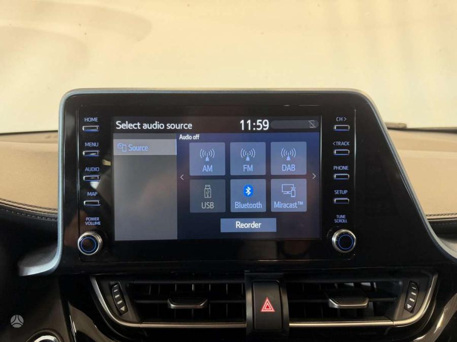 Sarkans Toyota C-HR 2022 Kauņa, ar dzinēja tilpumu 1.80 L un nobraukumu 49 tūkst. km par 23500 €, foto 29 vietnē AUTOMOTO.COM.LV