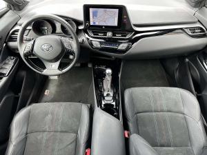 Sarkans Toyota C-HR 2023 Viļņa, ar dzinēja tilpumu 2.00 L un nobraukumu 142 tūkst. km par 23450 €, foto 4 vietnē AUTOMOTO.COM.LV