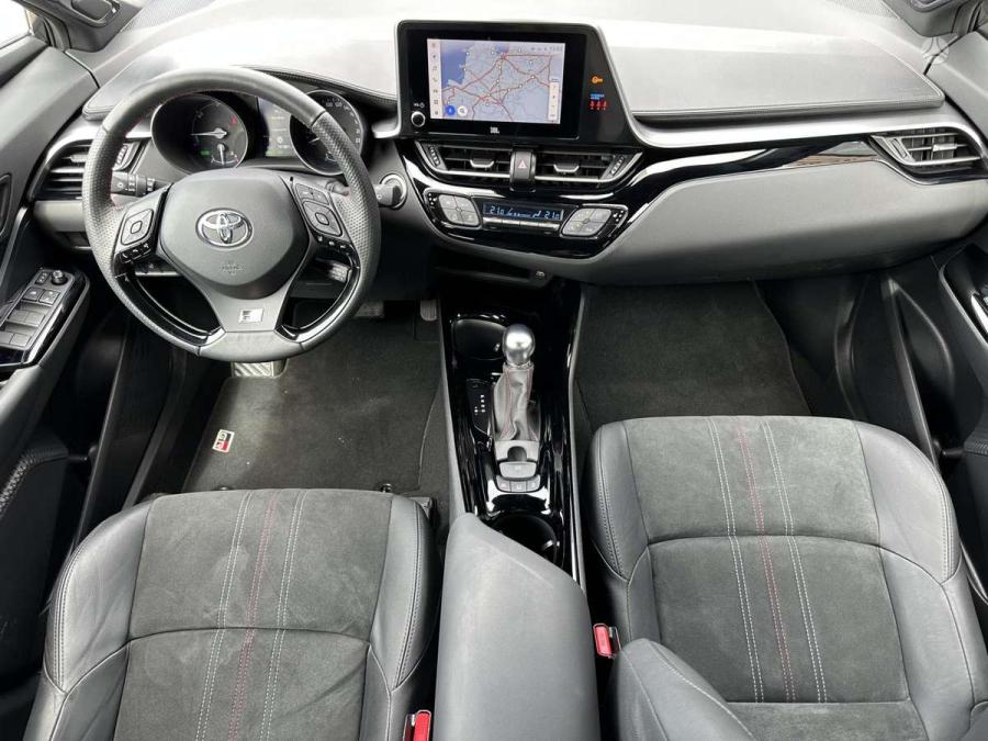 Sarkans Toyota C-HR 2023 Viļņa, ar dzinēja tilpumu 2.00 L un nobraukumu 142 tūkst. km par 23450 €, foto 4 vietnē AUTOMOTO.COM.LV