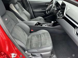 Sarkans Toyota C-HR 2023 Viļņa, ar dzinēja tilpumu 2.00 L un nobraukumu 142 tūkst. km par 23450 €, foto 5 vietnē AUTOMOTO.COM.LV