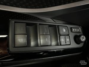 Красный Тойота C-HR 2023 в Авиженяй, объемом двигателя 2.00 л и пробегом 142 тыс. км за 23450 €, фото 26 на AUTOMOTO.COM.LV