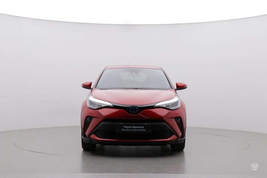 Красный Тойота C-HR 2023 в Вильнюс, объемом двигателя 1.80 л и пробегом 62 тыс. км за 26500 €, фото 7 на AUTOMOTO.COM.LV