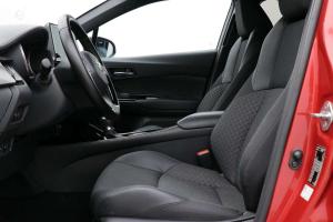 Красный Тойота C-HR 2023 в Вильнюс, объемом двигателя 1.80 л и пробегом 62 тыс. км за 26500 €, фото 13 на AUTOMOTO.COM.LV