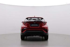 Красный Тойота C-HR 2023 в Вильнюс, объемом двигателя 1.80 л и пробегом 62 тыс. км за 26500 €, фото 6 на AUTOMOTO.COM.LV