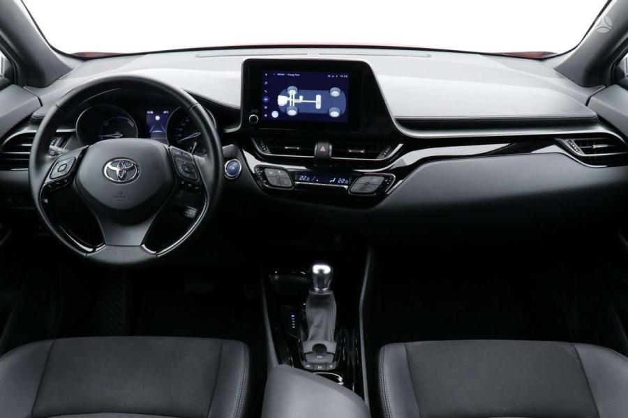 Красный Тойота C-HR 2023 в Вильнюс, объемом двигателя 1.80 л и пробегом 62 тыс. км за 26500 €, фото 8 на AUTOMOTO.COM.LV