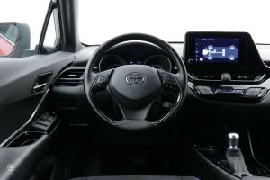 Красный Тойота C-HR 2023 в Вильнюс, объемом двигателя 1.80 л и пробегом 62 тыс. км за 26500 €, фото 9 на AUTOMOTO.COM.LV