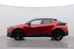 Red Toyota C-HR 2024 in Vilnius, with an engine capacity of 1.99 L and mileage of 25 thousand km for 40900 €, photo 4 on AUTOMOTO.COM.LV