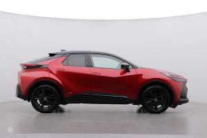 Red Toyota C-HR 2024 in Vilnius, with an engine capacity of 1.99 L and mileage of 25 thousand km for 40900 €, photo 17 on AUTOMOTO.COM.LV